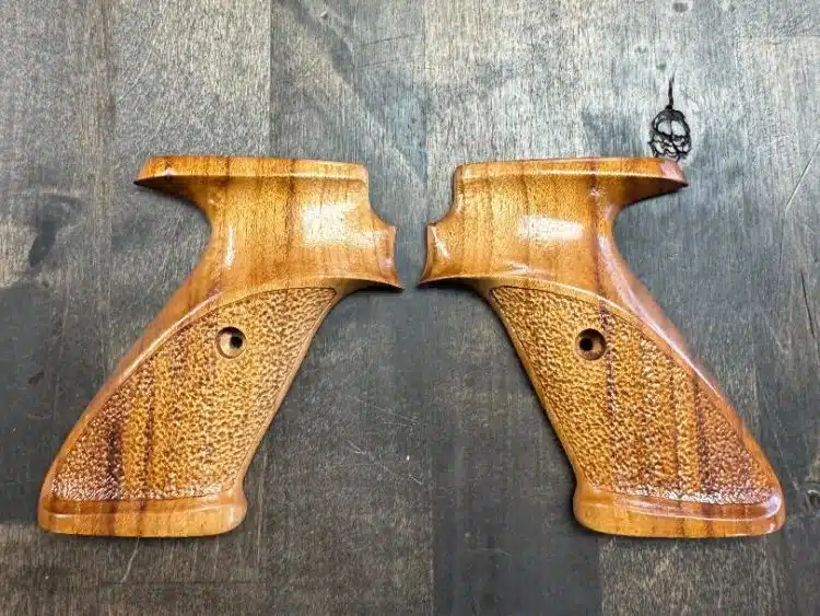 STOCKS and GRIPS - Airgun Revisions